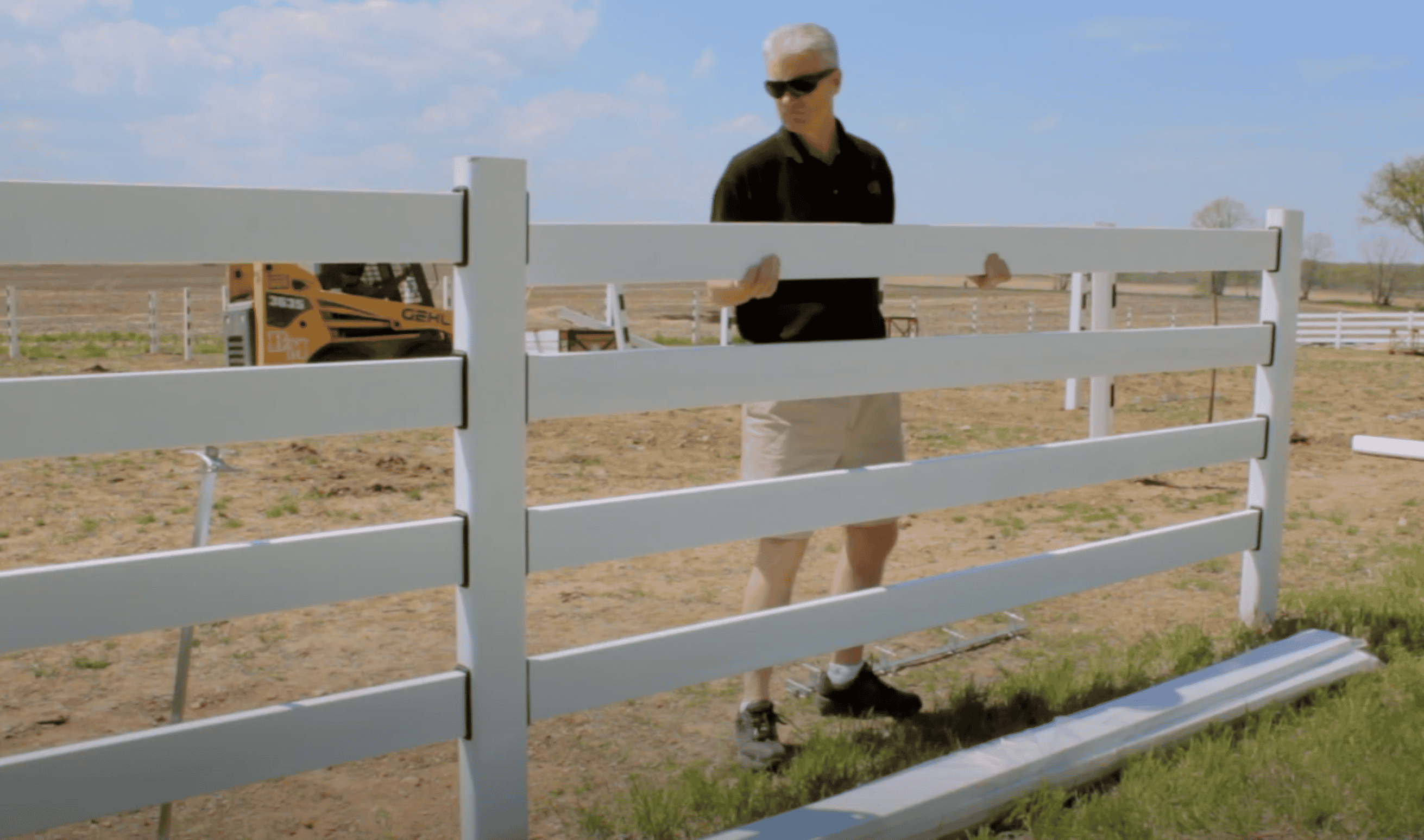 15+ Fence Maintenance Tips (Complete Checklist)